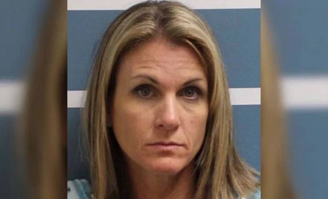 41χρονη «έκλεψε» τα ανήλικα αγόρια των κοριτσιών της και «πήγε» μαζί ...